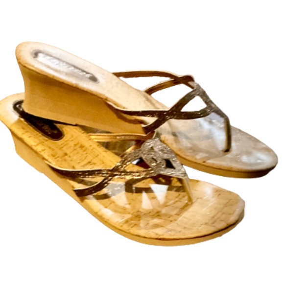 Daisy Fuentes | Shoes | Daisy Fuentes Womens Cork And Glittering ...